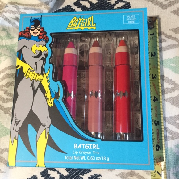 DC Comics | Makeup | New Dc Comics Batgirl Lip Crayon Pencil Trio Set ...